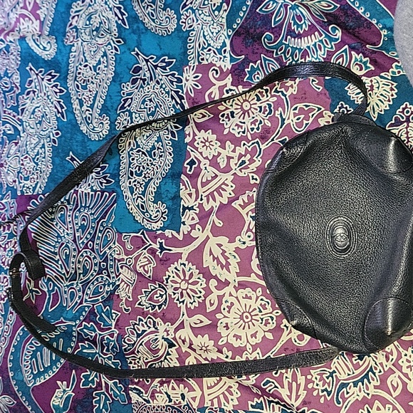 Gucci | Bags | Gucci Cross Body | Poshmark